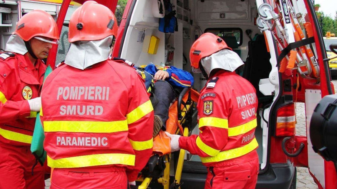 A plecat la bureți, dar a ajuns la spital. Femeie de 78 de ani, salvată ...